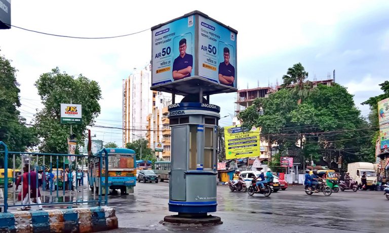 Toppers shine in Allen Online’s OOH Campaign | Media4Growth